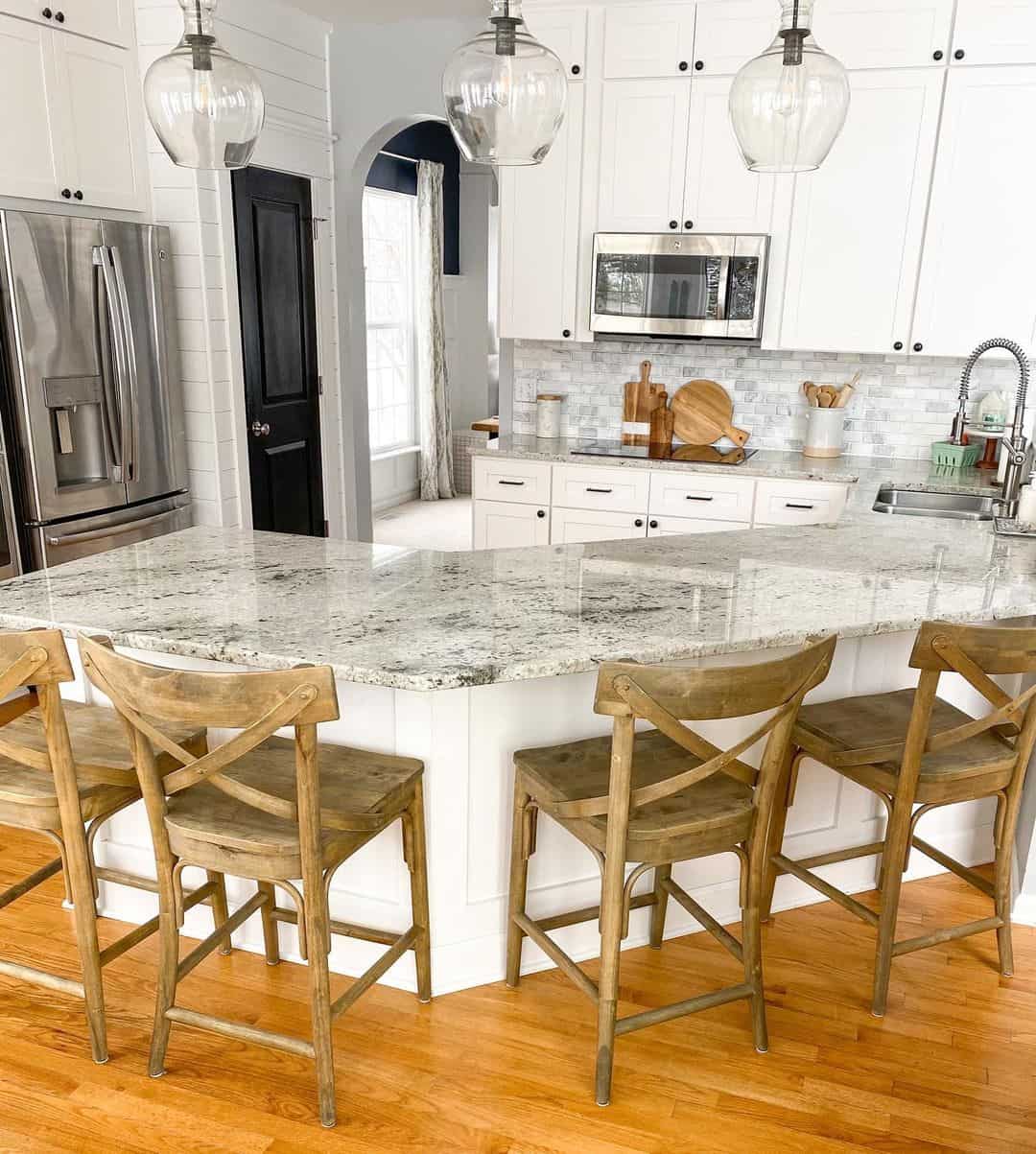 35 Functional Kitchen Peninsula Ideas You Need to See