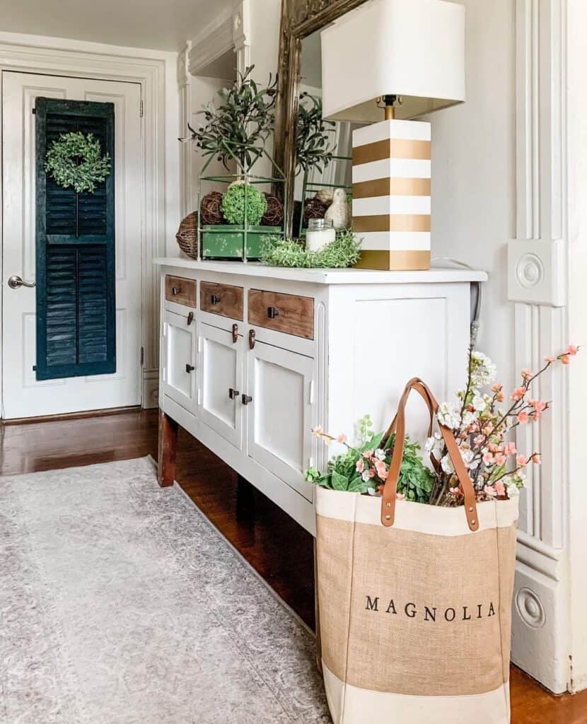 28 White Sideboard Looks for Any Room in Your Home