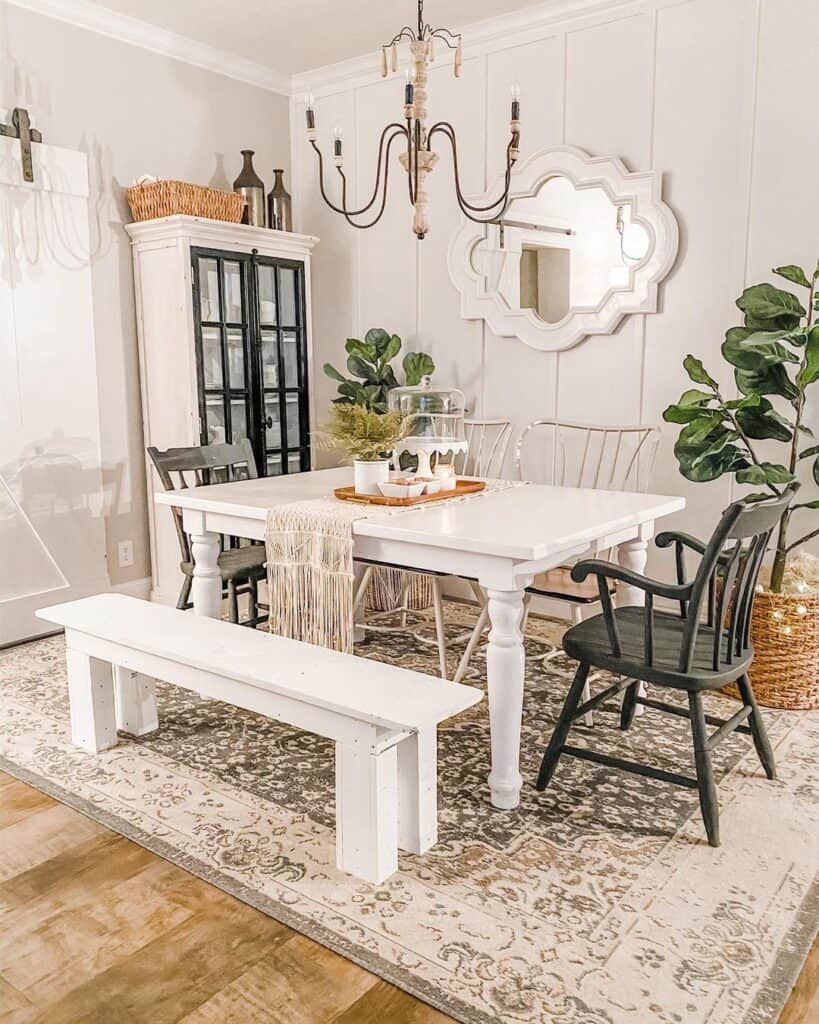 28 Spectacular White Wall Decor to Liven Up Your Home