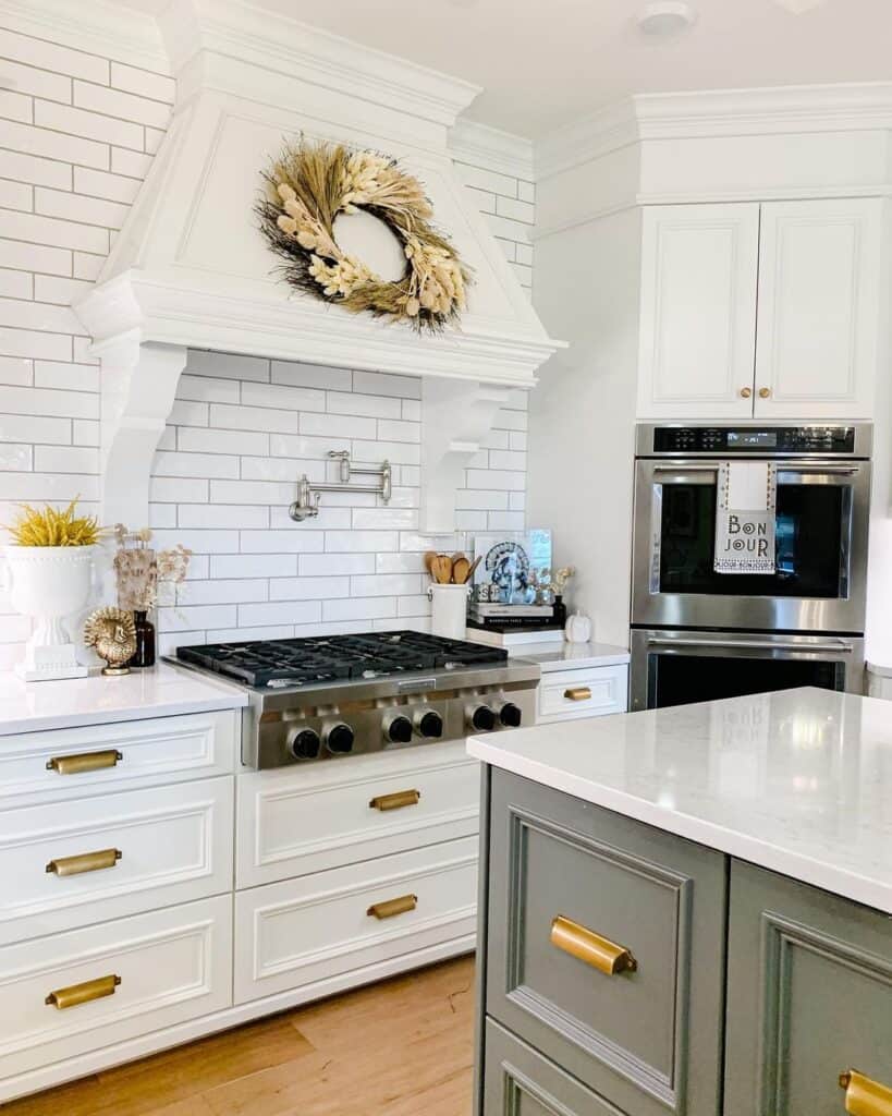 30 Brass Cabinet Knobs For A Quick Home Update