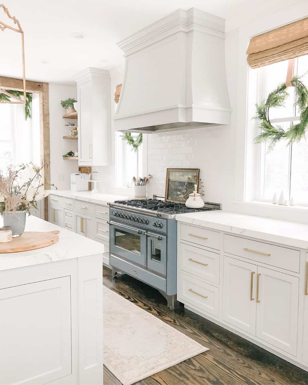 34 Modern Farmhouse Kitchen Ideas to Fall in Love With