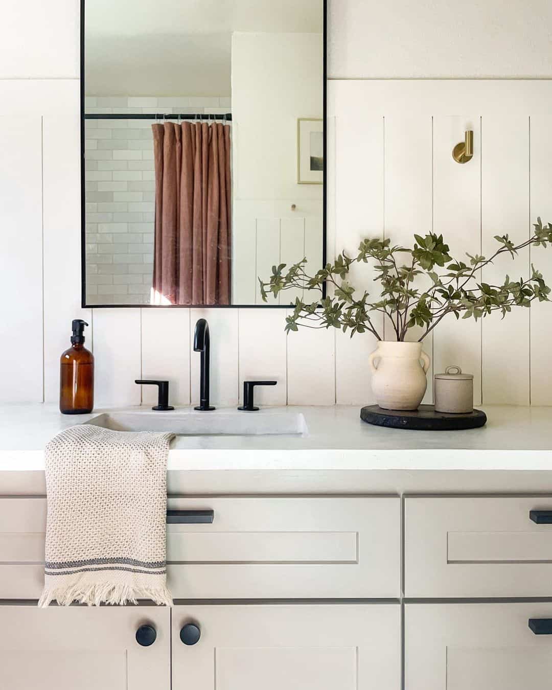 35 Vertical Shiplap Looks That Will Stand The Test of Time