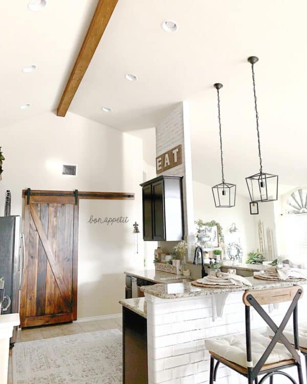 19 Vaulted Ceiling Kitchen Designs to Spark Your Imagination