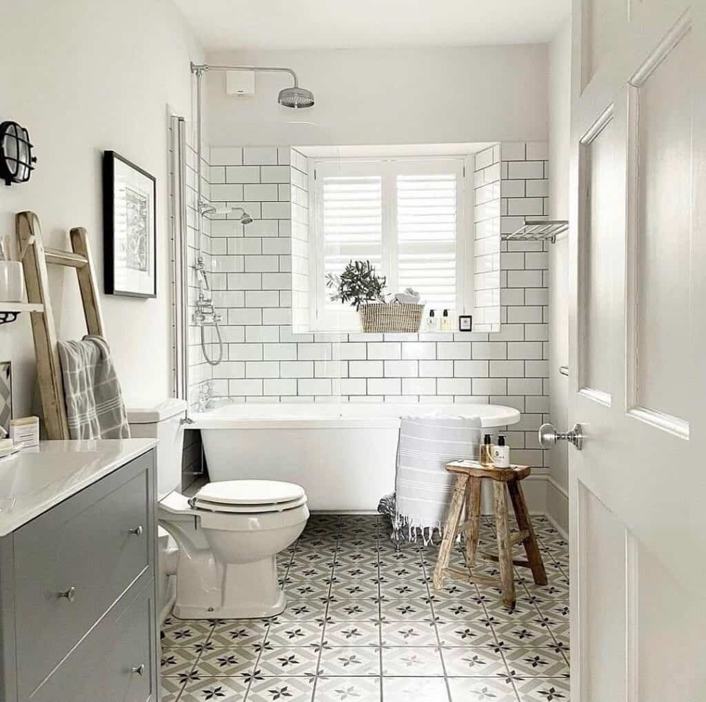 27 Magnificent Square Tile Ideas For Your Next Renovation