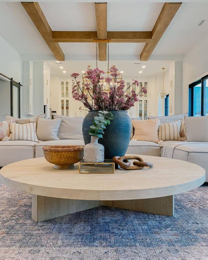 35 Wow-Worthy Examples of Round Coffee Table Décor
