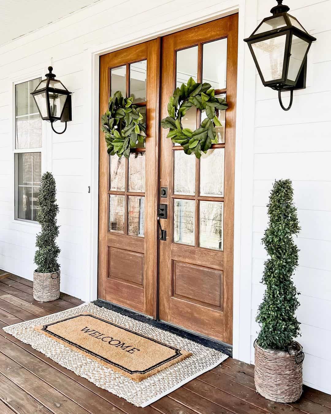 33 Incredible Front Door Plants to Beautify Your House