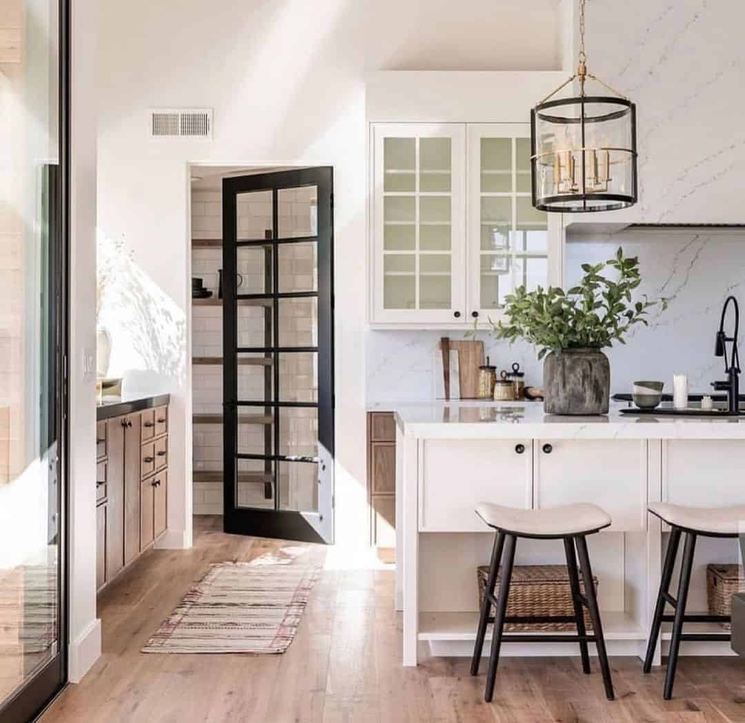32 Ideas for Upper Kitchen Cabinets with Glass Doors that Impress