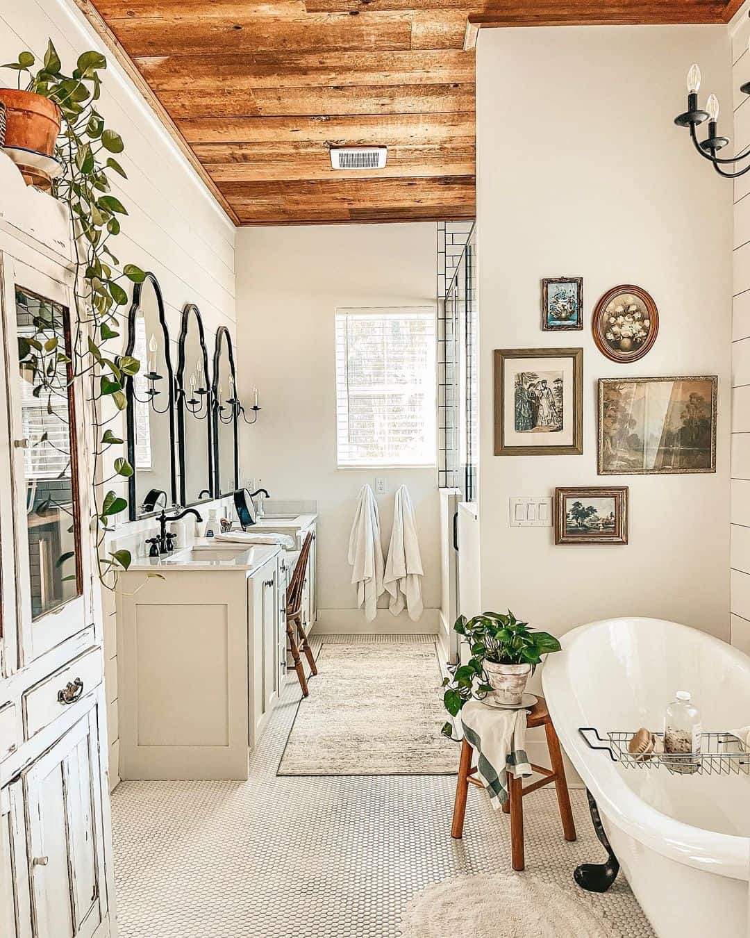 22 Unique Bathroom Ceiling Ideas to Catch Your Eye