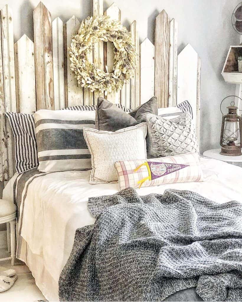 28 Unique Headboards to Create the Perfect Bedroom Vibe