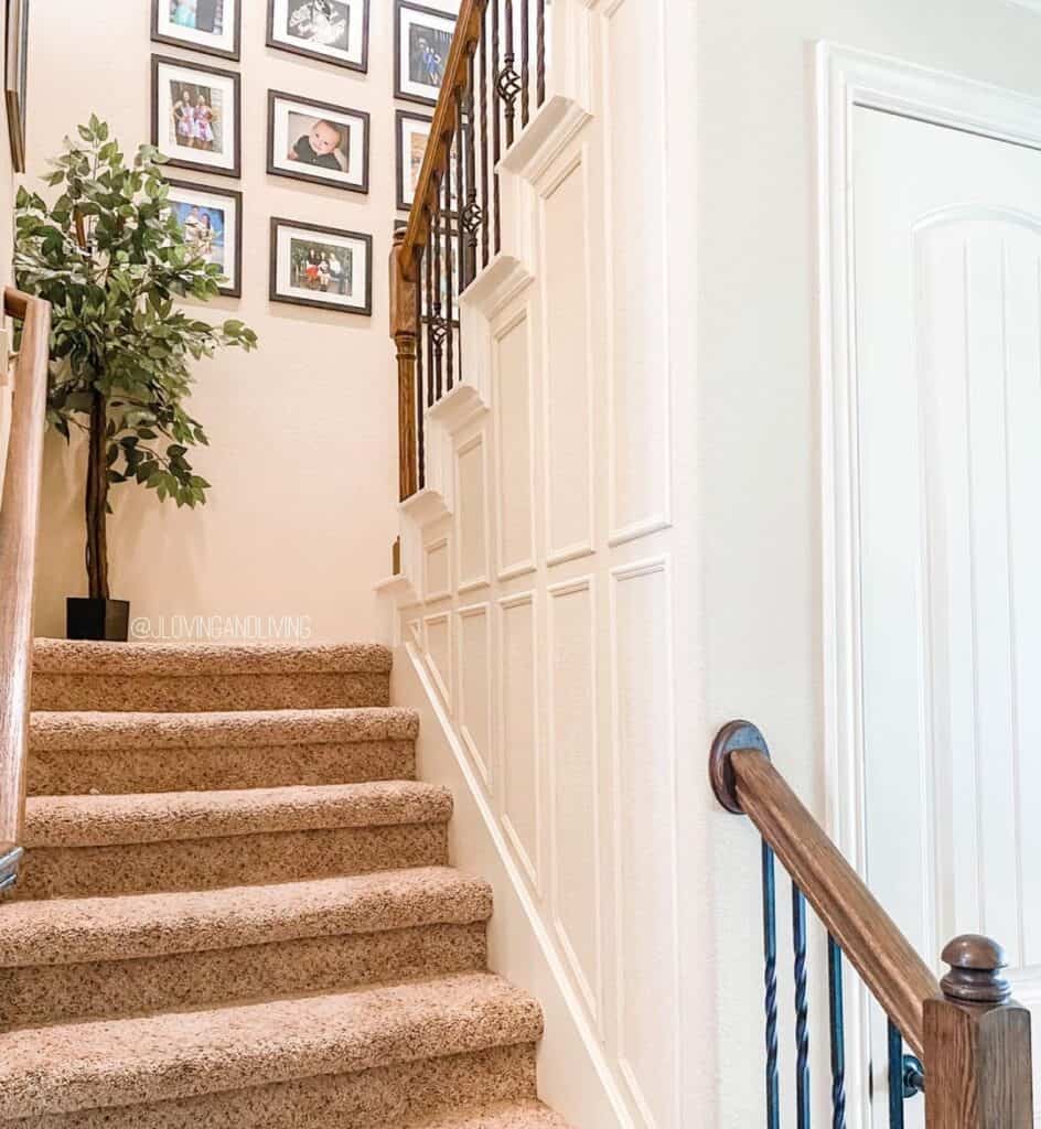29 Wainscoting Stairs that Turn Up the Drama