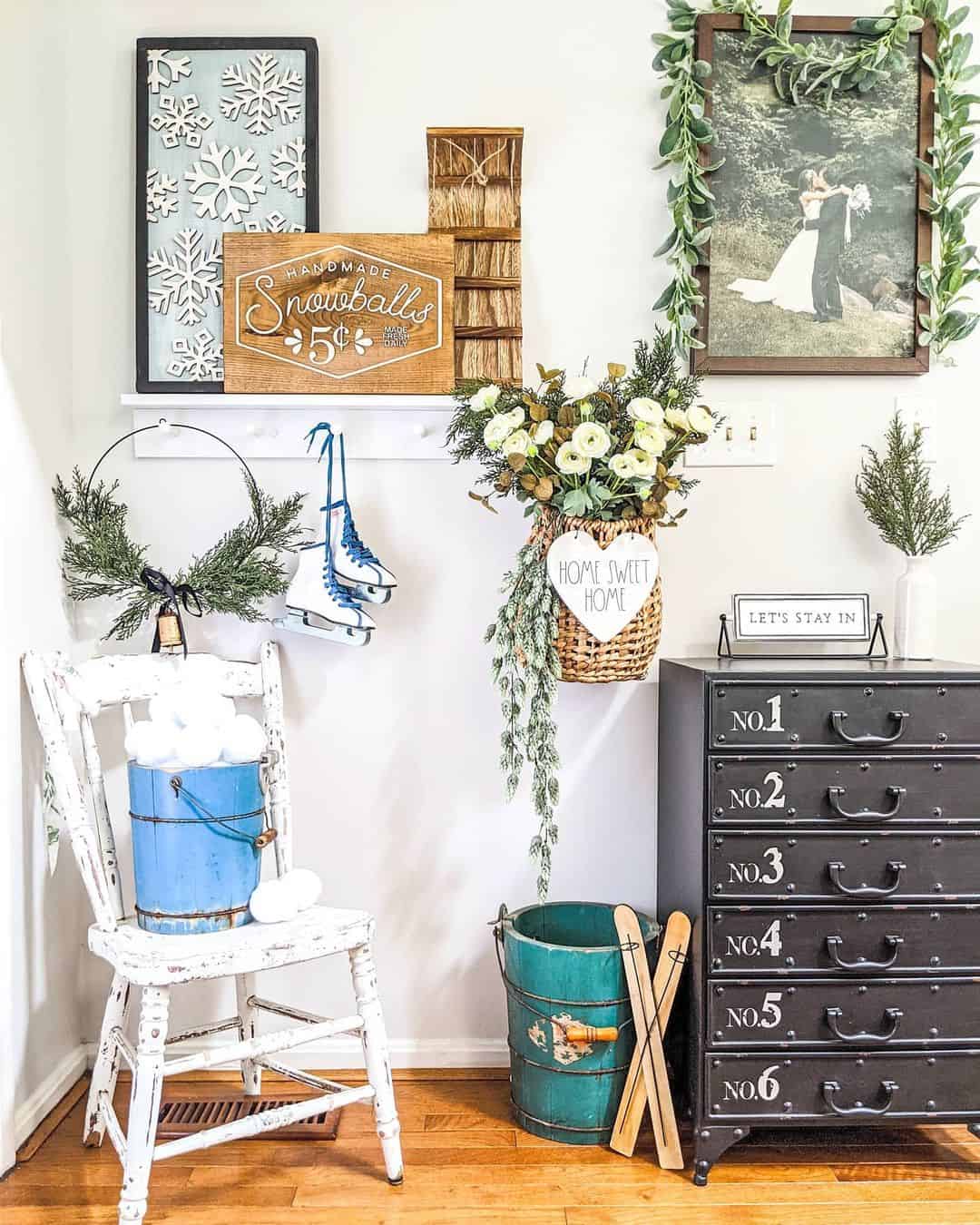 21 Examples of Blue Wall Décor That Are Simply Charming