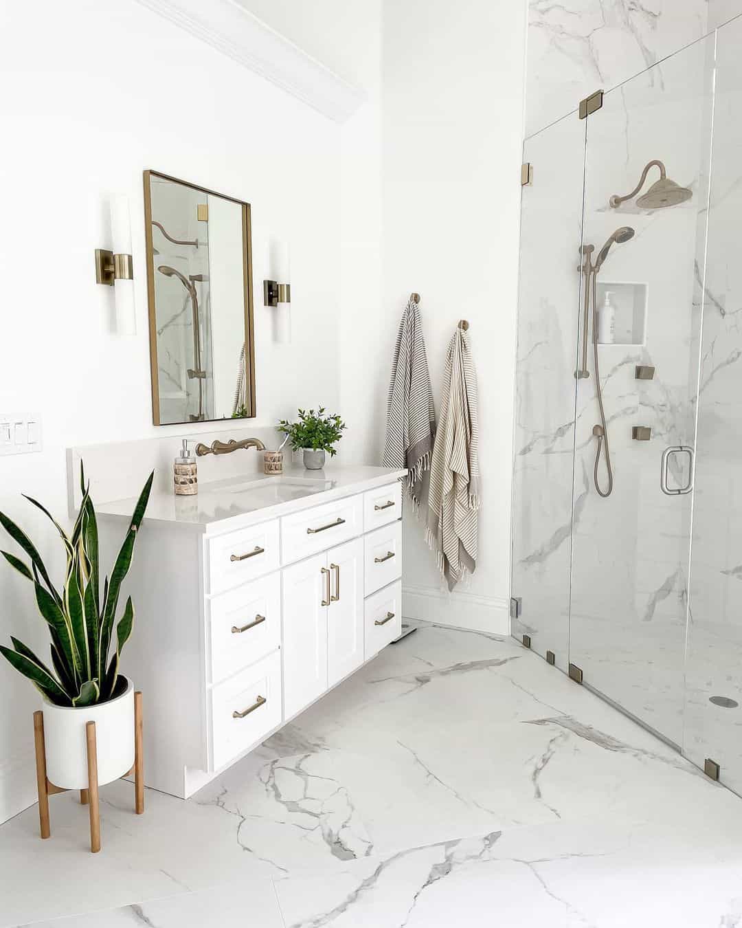 30 Baseboard Ideas for Bathroom to Create a Polished Look