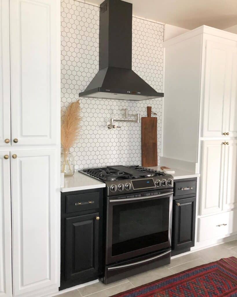 16 Brilliant Black Range Hood Ideas to Upgrade Your Kitchen