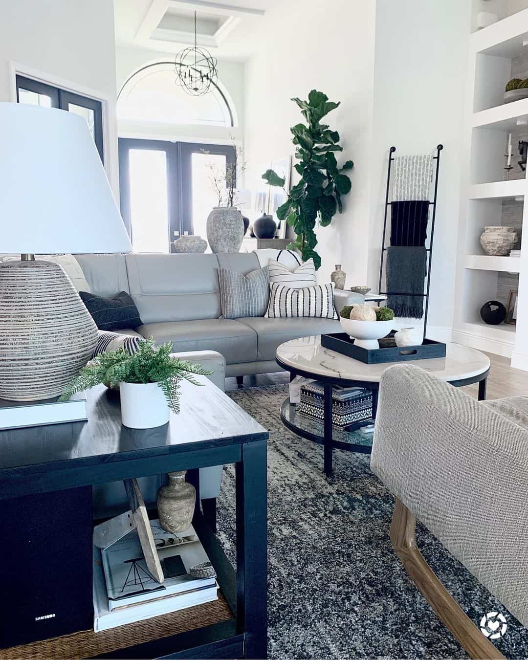 34 Round Farmhouse Coffee Table That Will Excite You