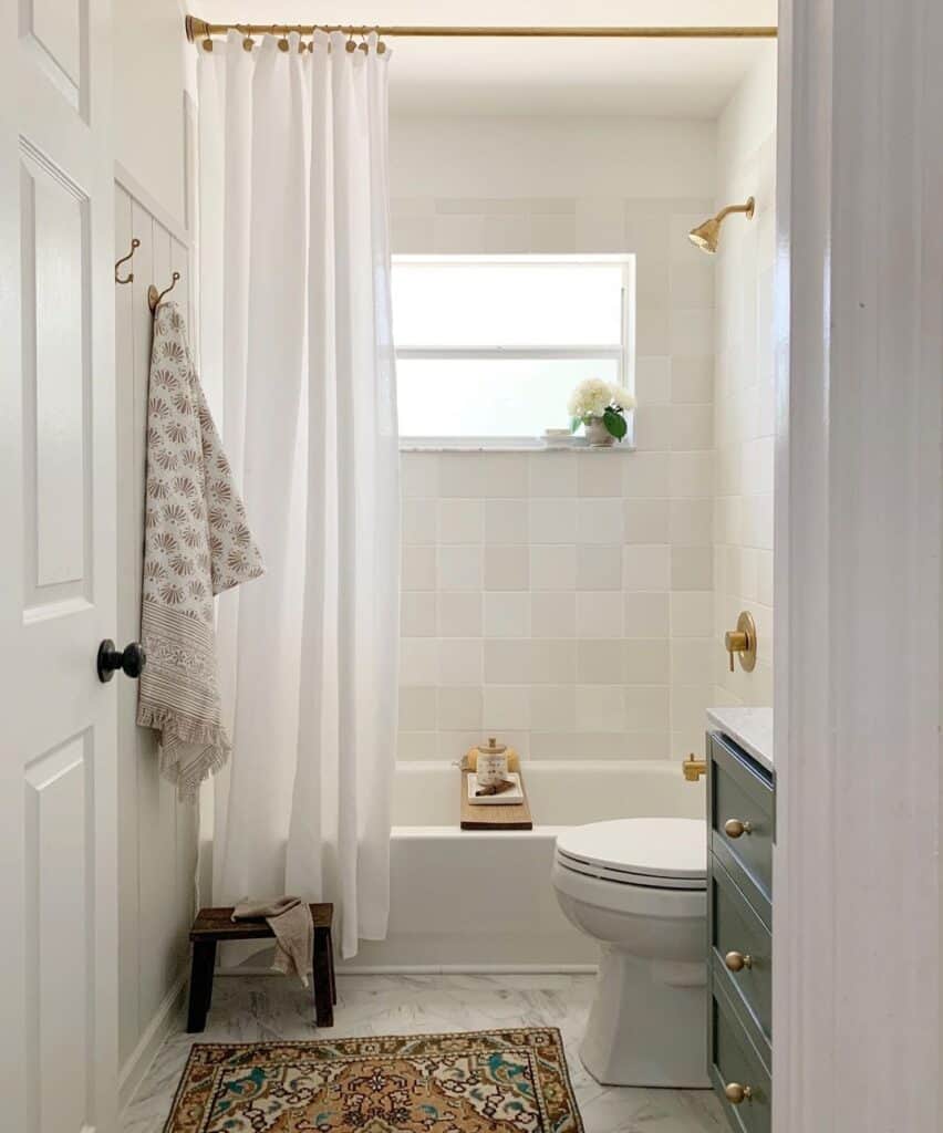 21 Shower Window Ideas to Add a Splash of Natural Light