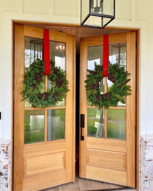 34 Christmas Wreaths for Front Door to Dress Up Your Porch