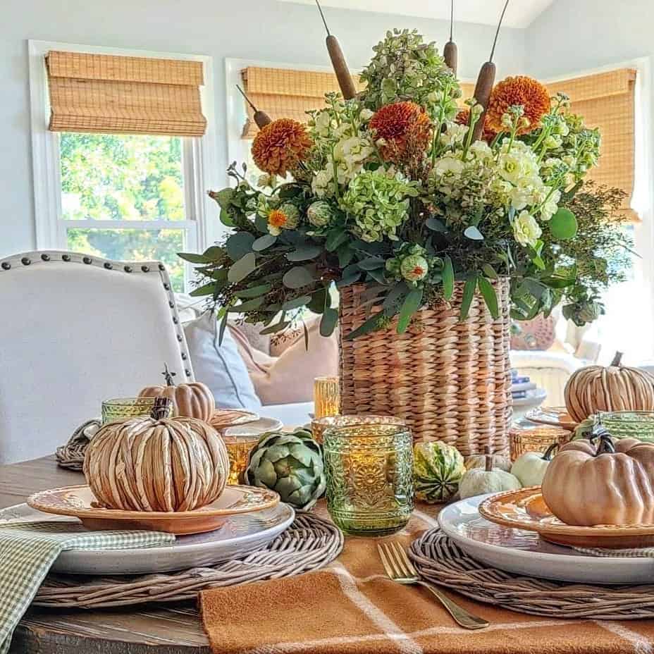 35 Fall Tablescapes for Enchanting Autumnal Dining