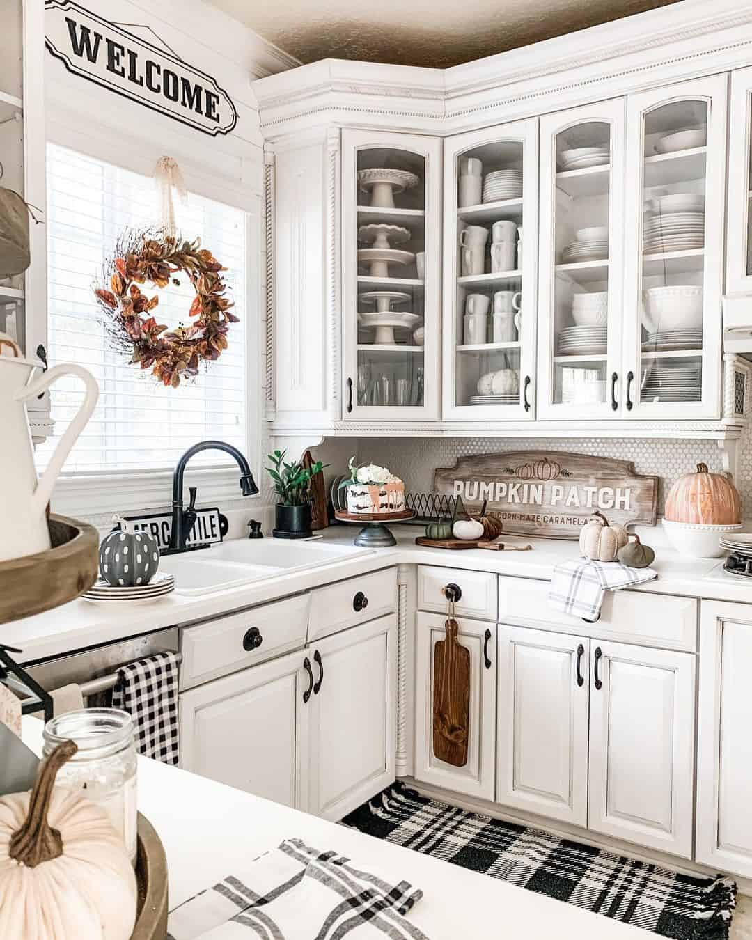 35 Brilliant Kitchen Signs That Speak to Your Sense of Style