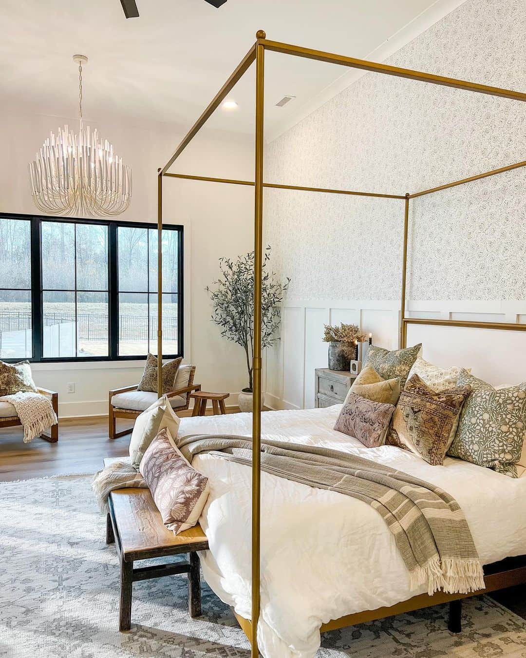 33 Dreamy Chandelier for Master Bedroom Ideas That Pop