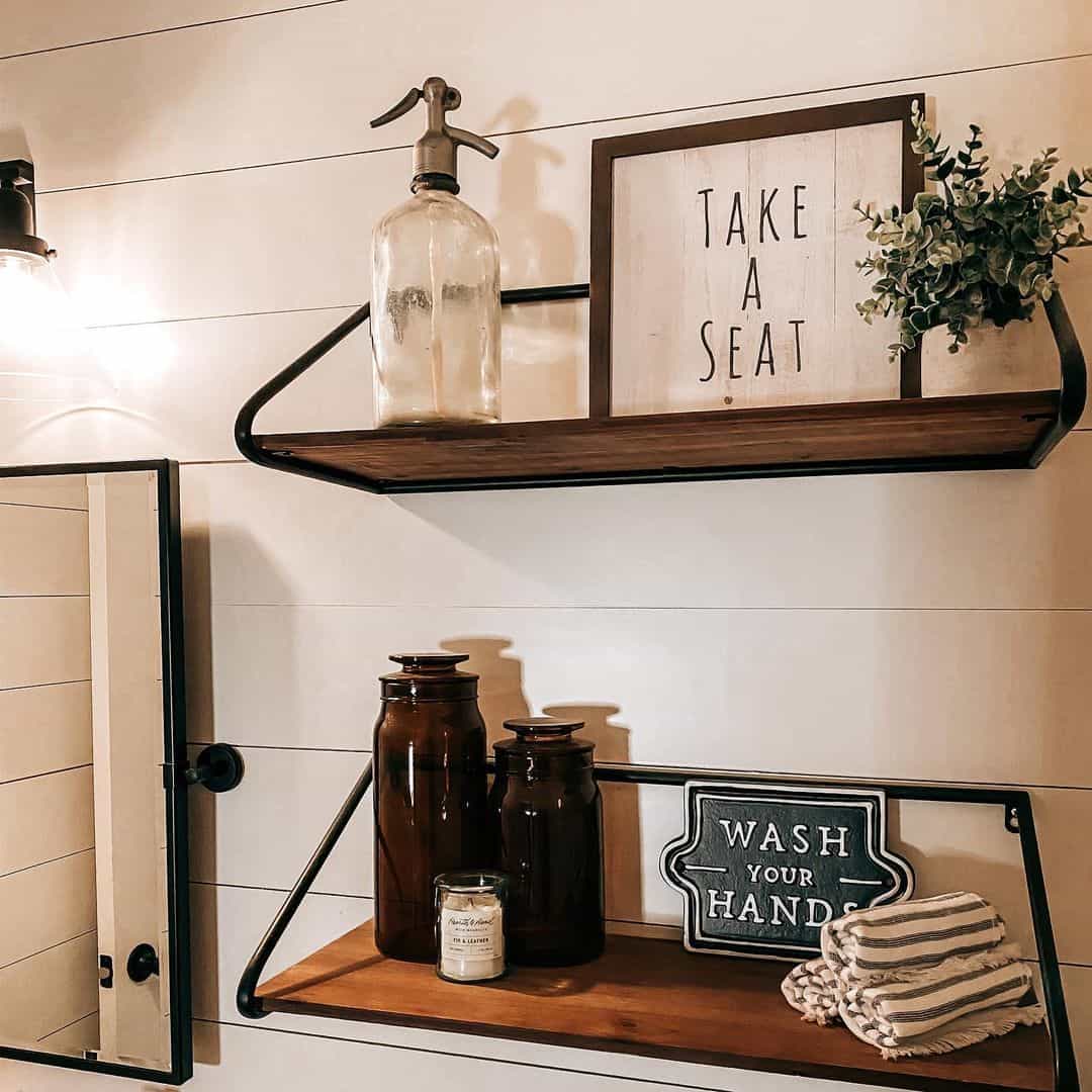 35 Bathroom Decor Signs for an Unforgettable Look