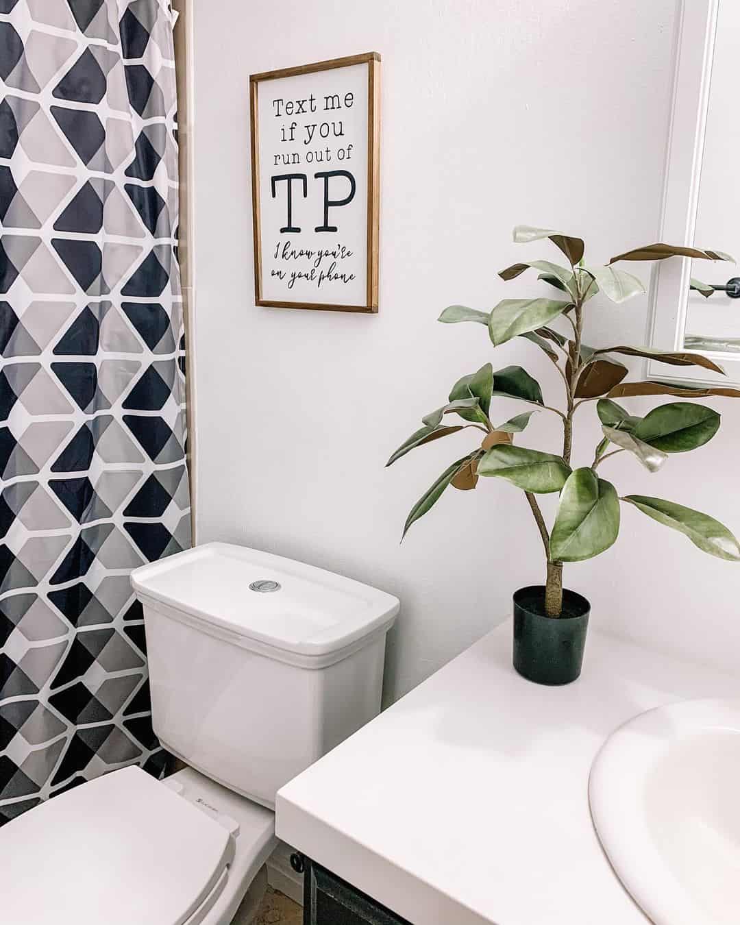 35 Bathroom Decor Signs for an Unforgettable Look