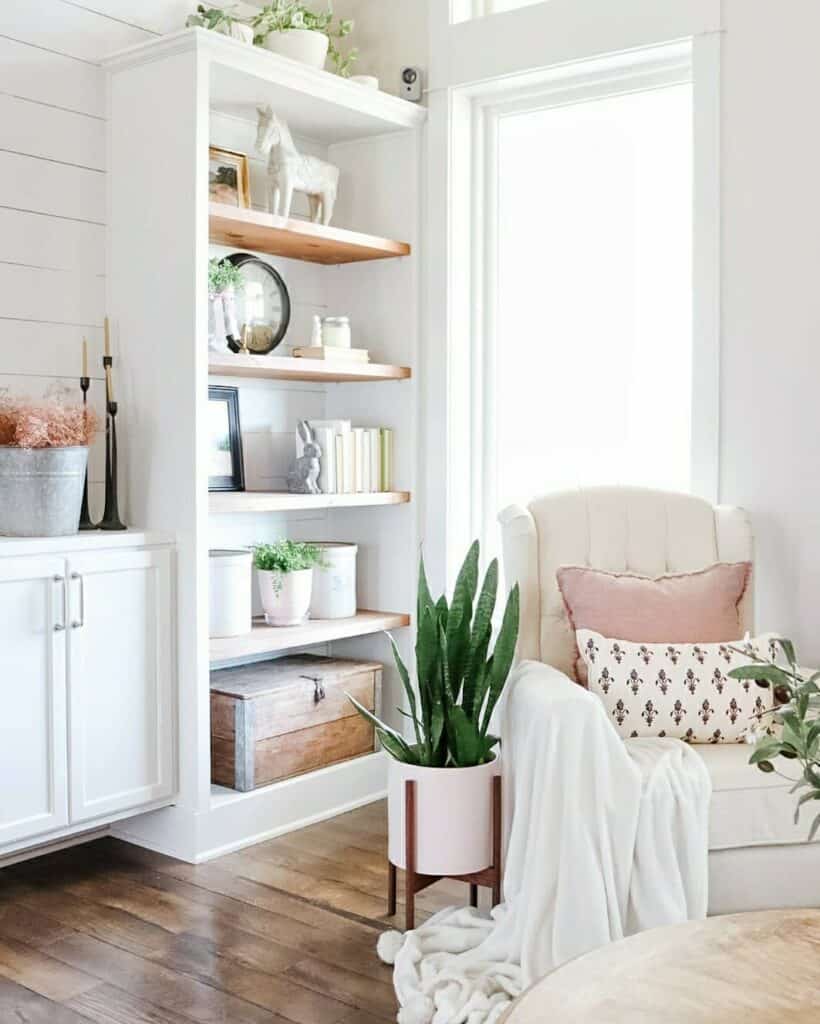 32 Shelf Décor Ideas to Accentuate Your Living Room