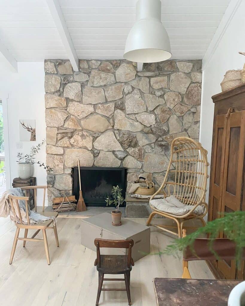 35 Vintage Fireplaces to Start Your Next Obsession