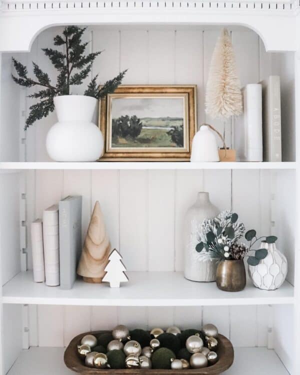 32 Shelf Décor Ideas to Accentuate Your Living Room