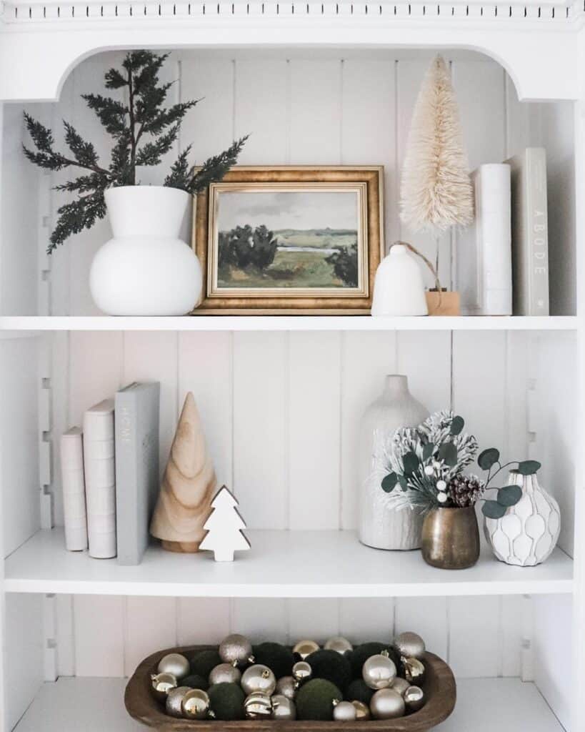 32 Shelf Décor Ideas to Accentuate Your Living Room