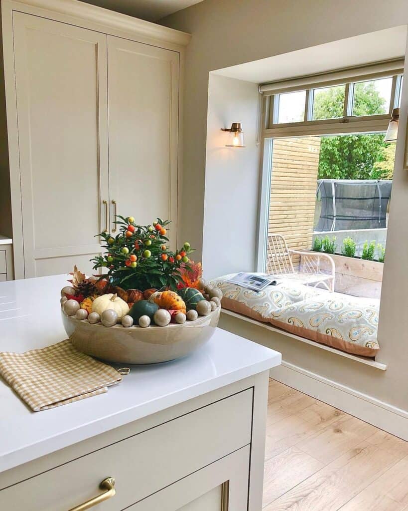 31 Window Bench Ideas to Create Cozy Seating with a View