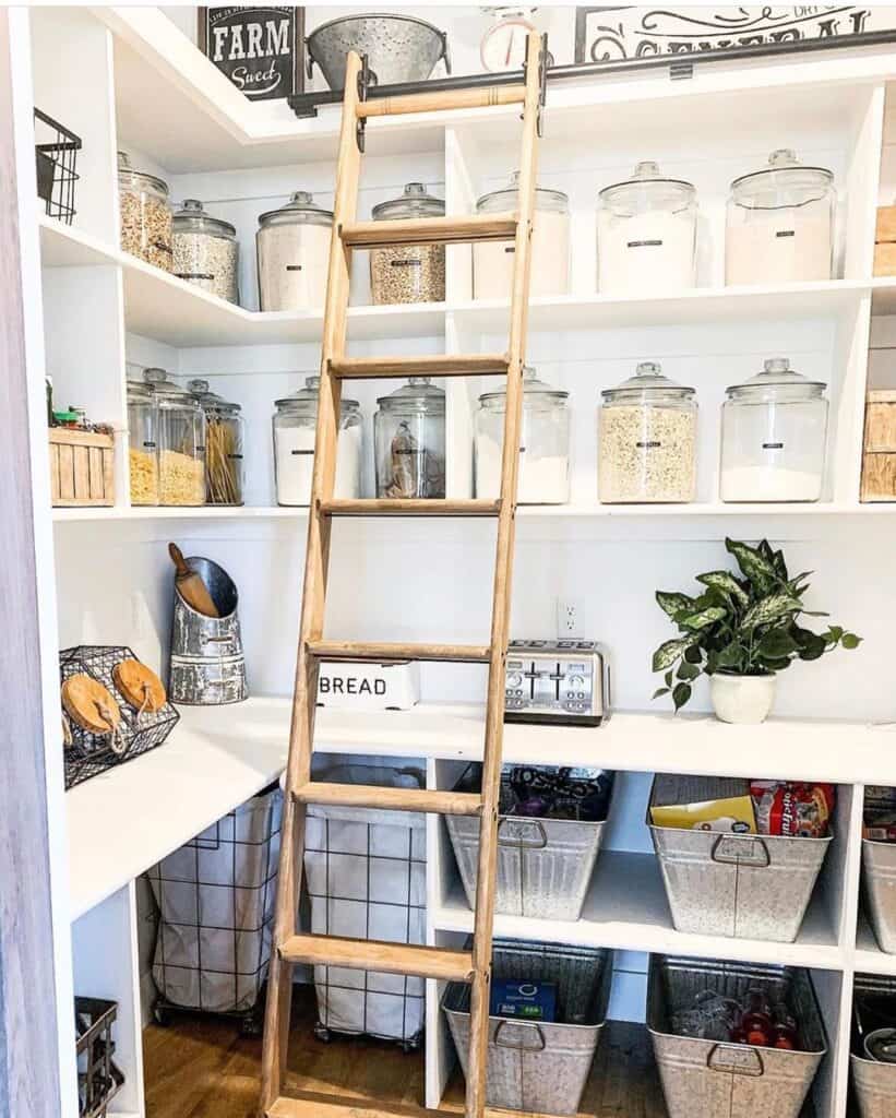 35 Farmhouse Pantry Ideas to Keep Your Kitchen Clutter-Free