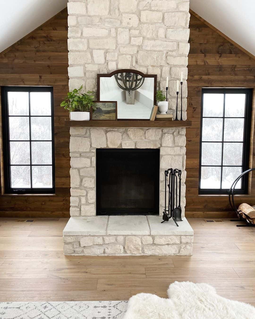 35 Vintage Fireplaces to Start Your Next Obsession