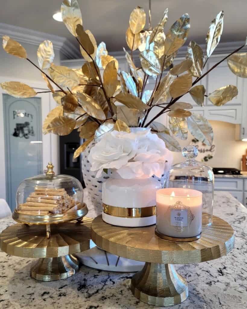 36 Fabulous Kitchen Table Decor Ideas to Beautify Your Space
