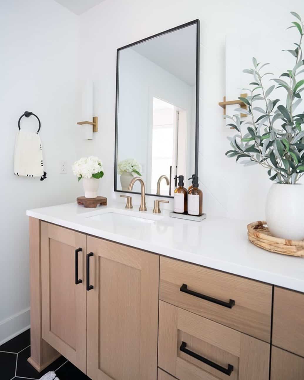 26 Natural Wood Bathroom Vanity Ideas for an Organic Look