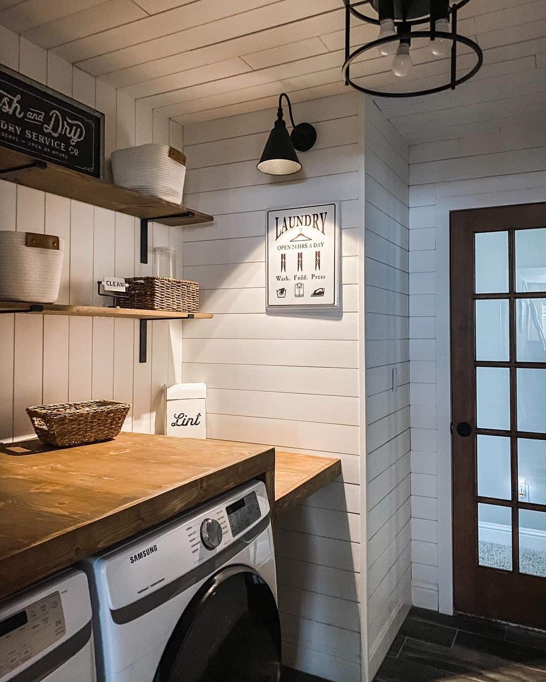35 Stunning Laundry Room Wall Décor to Enhance Your Home