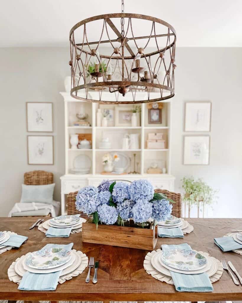 17 Blue Centerpieces to Mix Up Your Next Tablescape