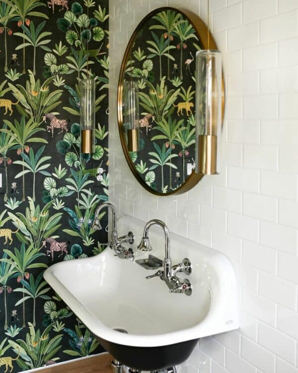 34 Fresh Powder Room Wallpaper Ideas to Transform your Space