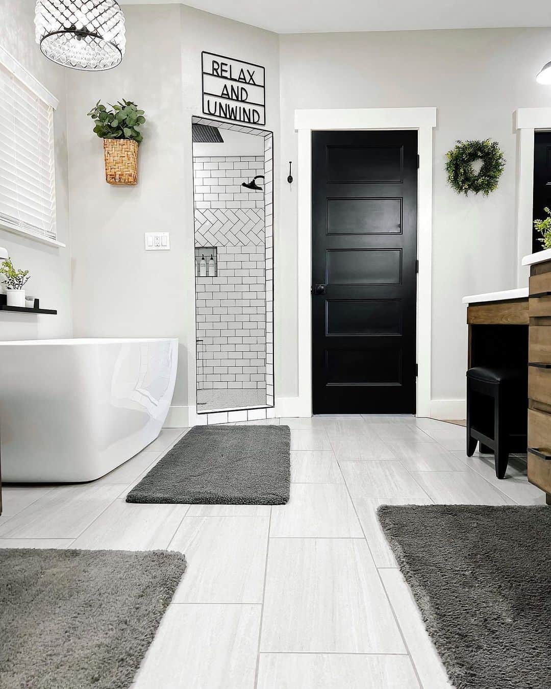 25 Shower Curbs to Keep Your Bathroom Safe and Stylish