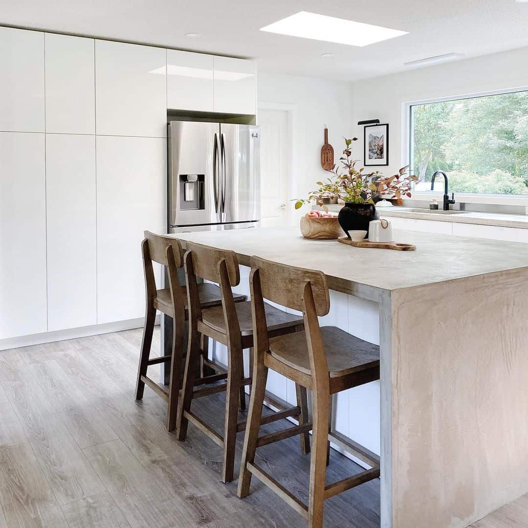25 Modern Slab Cabinet Doors That Never Go Out of Style