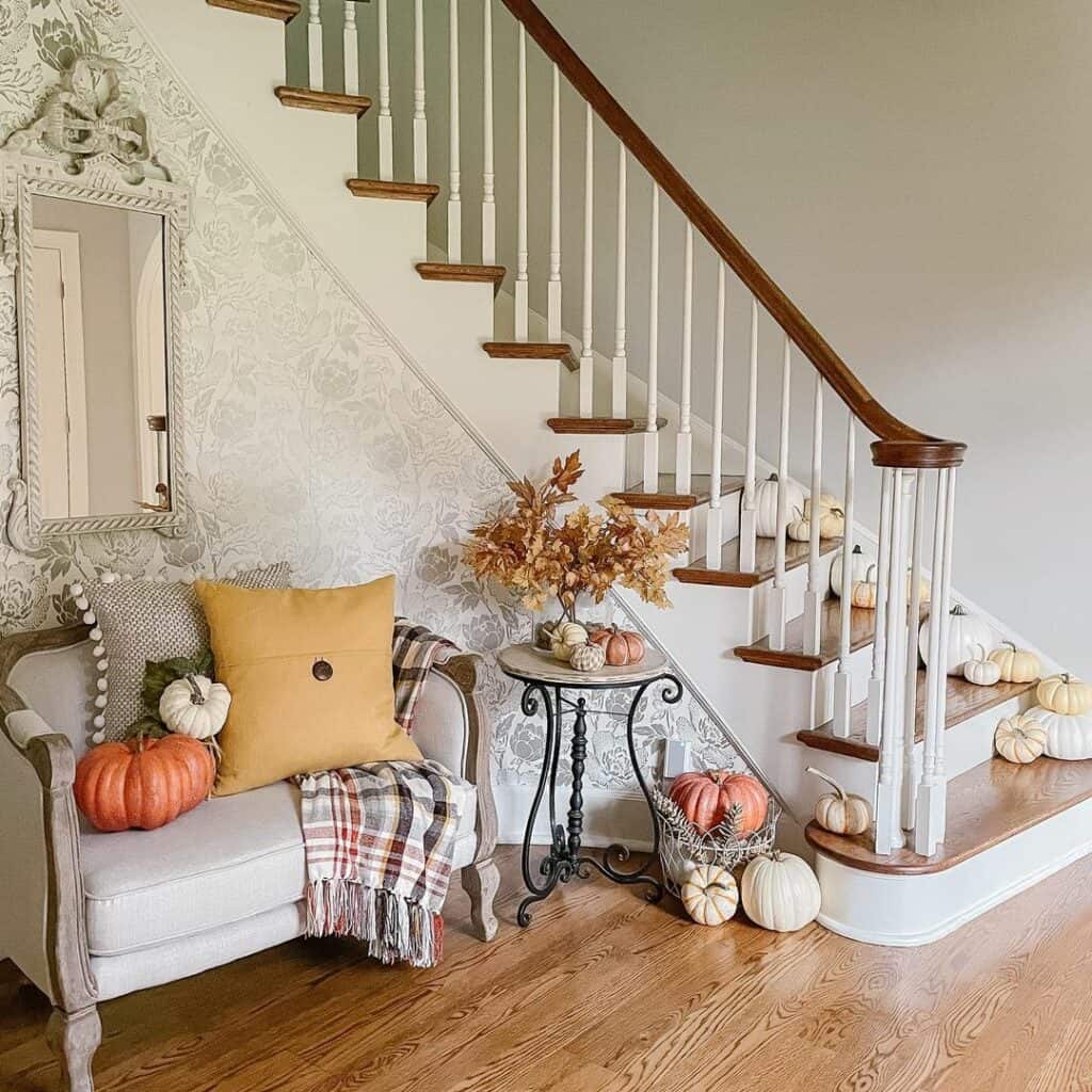 21 Round Entry Table Ideas For That Perfect First Impression