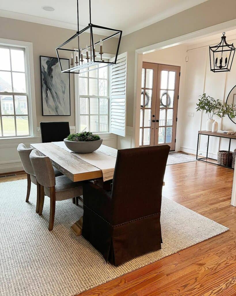 33 Dazzling Entryway Chandelier Ideas That Make a Statement
