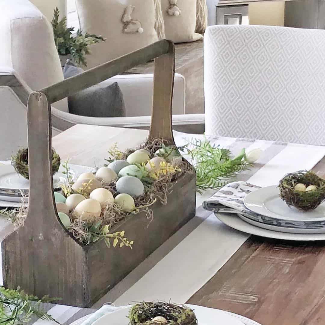 35 Exquisite Easter Centerpieces That Shout, “It’s Spring!”
