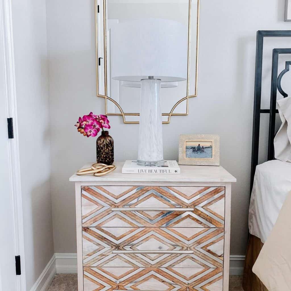35 Nightstand Décor Ideas That Will Revitalize Your Bedroom