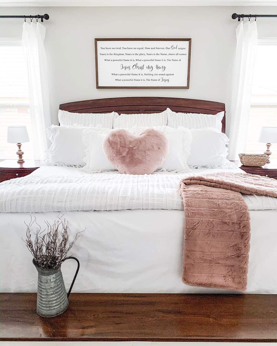 34 Pink Room Décor Ideas Even Adults Will Love