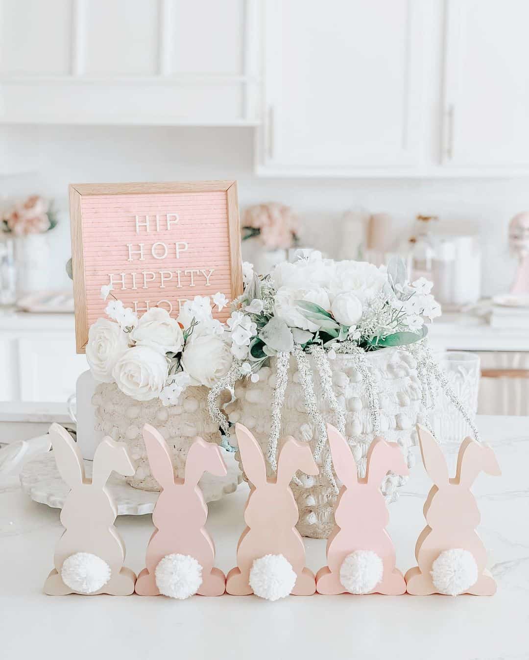 35 Easter Bunny Decorations for a Whimsical Seasonal Display