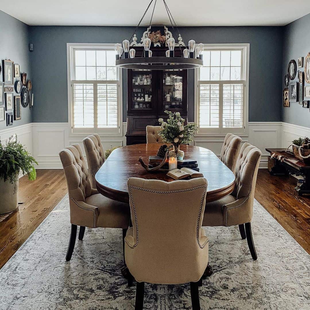 38 Stunning Chair Rail Ideas for a Beautiful Farmhouse Style