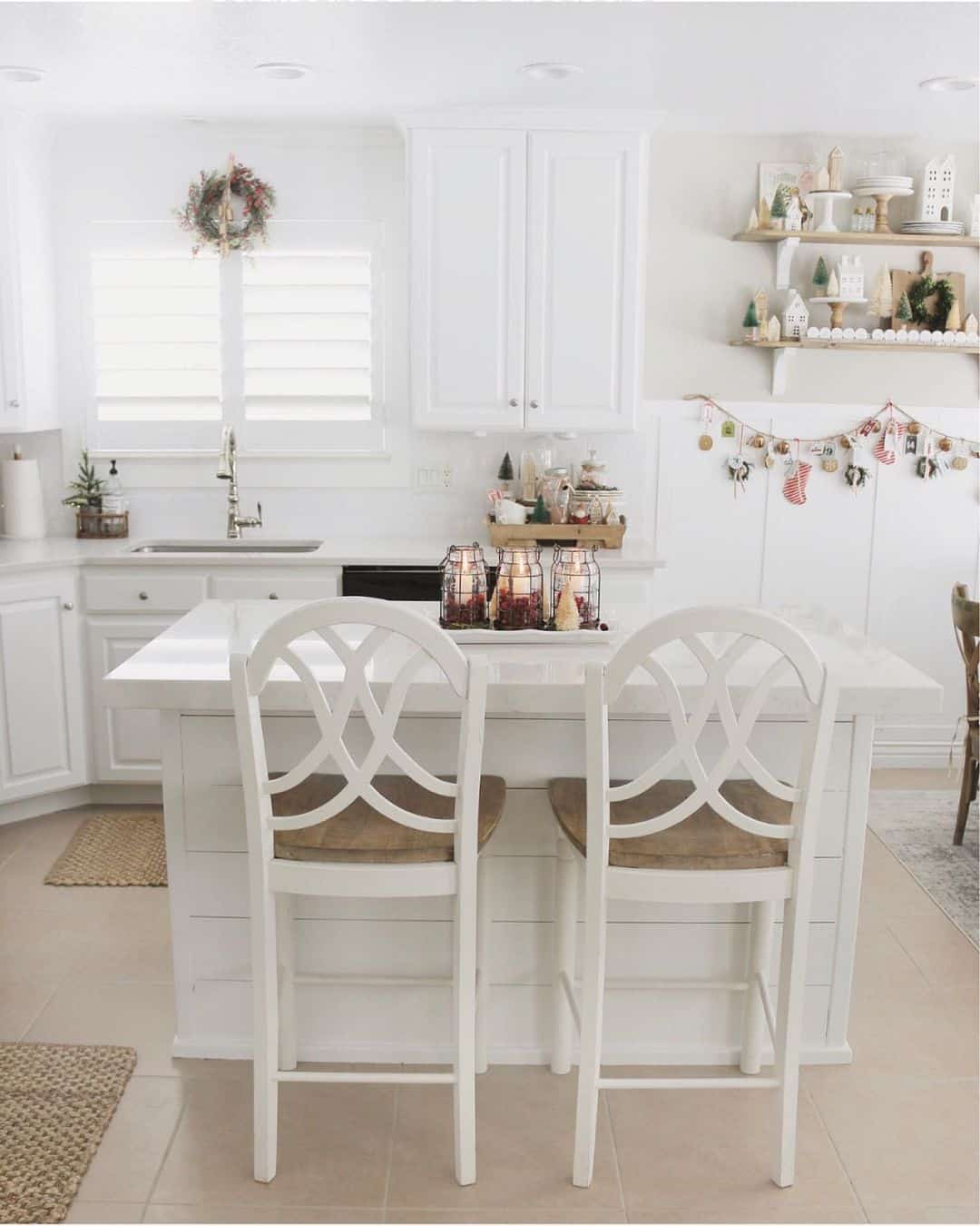 34 Kitchen Island Back Panel Ideas That Show Your Good Side