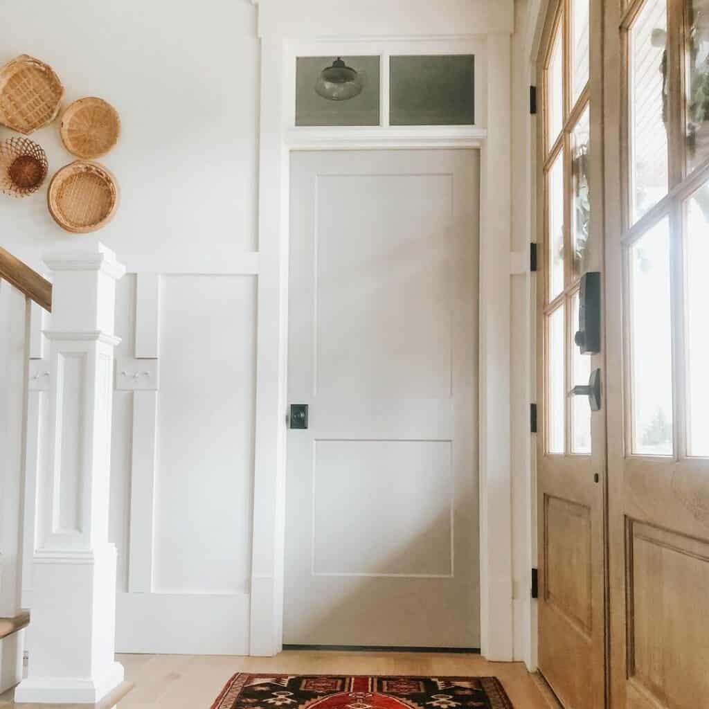 35 Door Trim Ideas to Put Your Entrance in Perspective