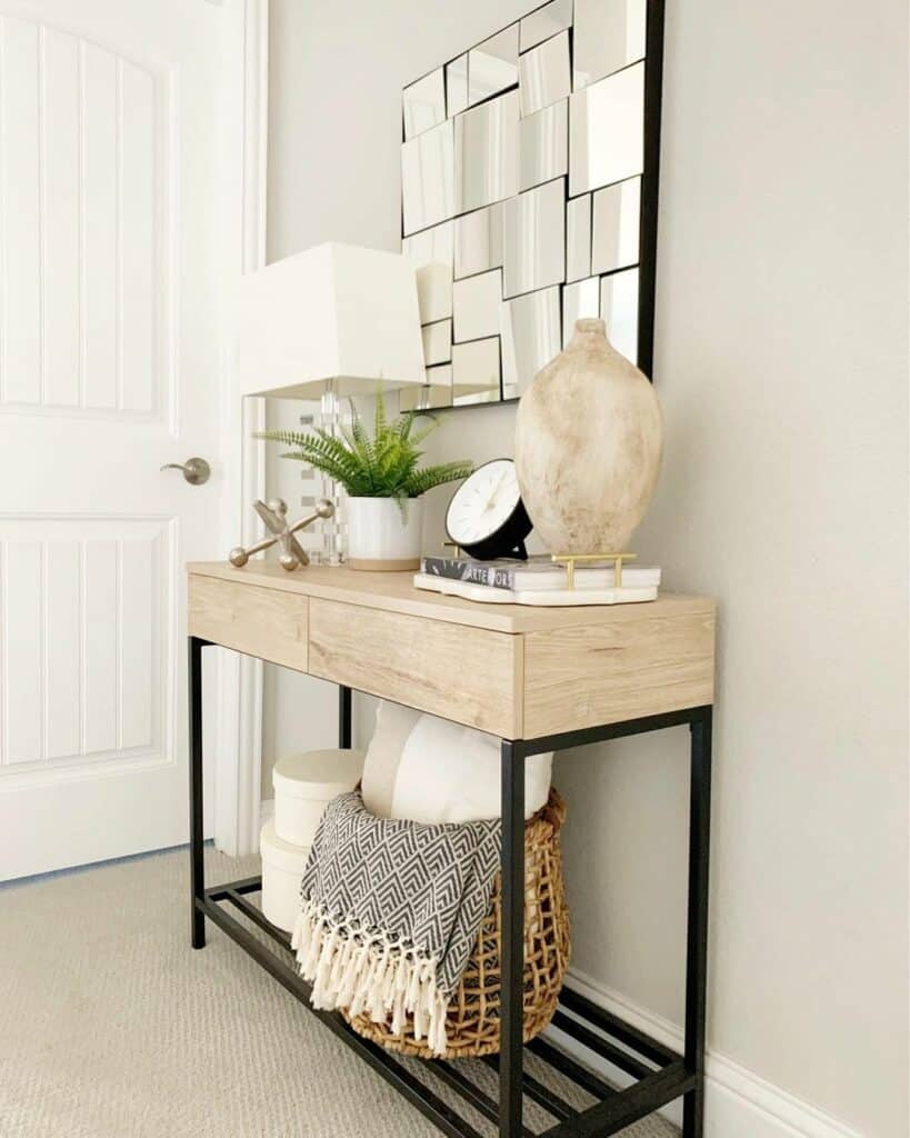 33 Gorgeous Console Table Décor Ideas to Wow Your Guests