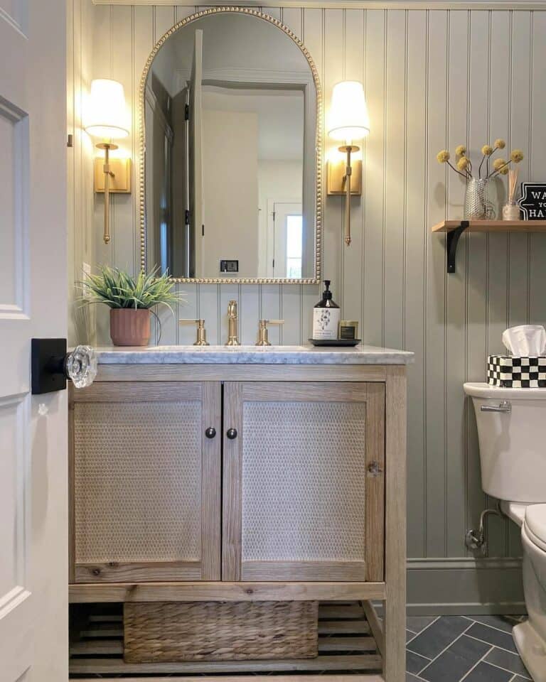 19 Beadboard Bathroom Ideas That Will Never Go Out of Style